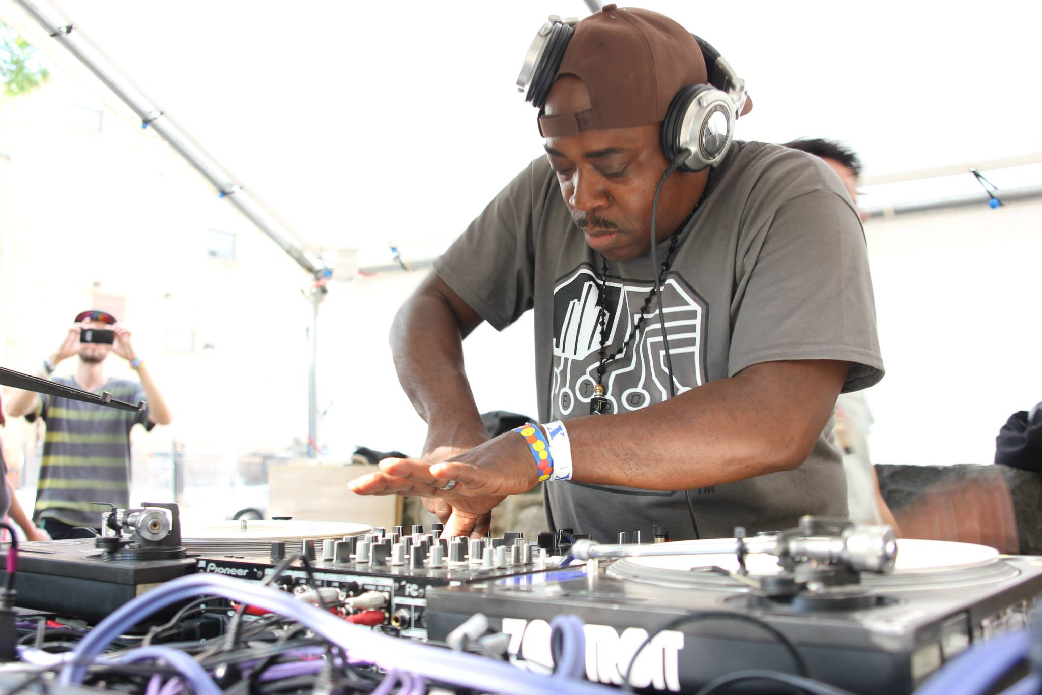 DJ DISC – Remix Sound Master